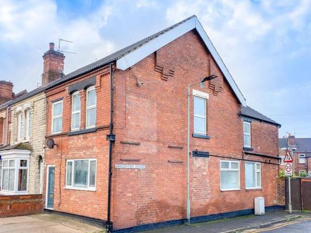 4 bedroom end of terrace house for sale in Bentley Road Doncaster South Yorkshire DN59QP DN5