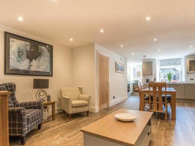 4 Bedroom End Of Terrace House For Sale In Biskey Howe Road