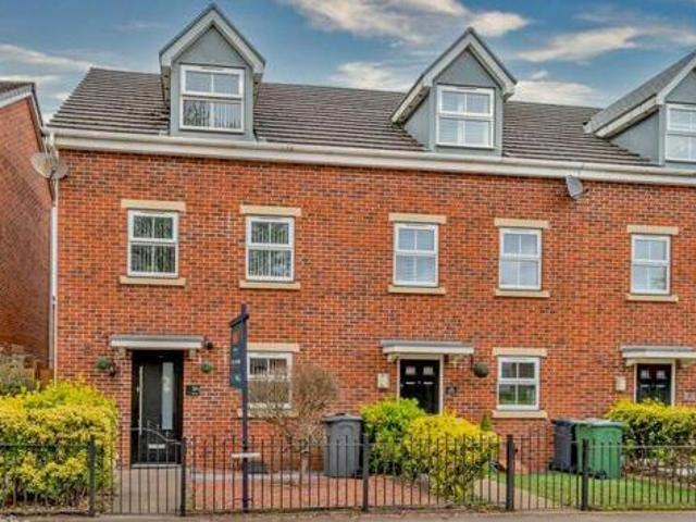 4 Bedroom End Of Terrace House For Sale In Bloxwich