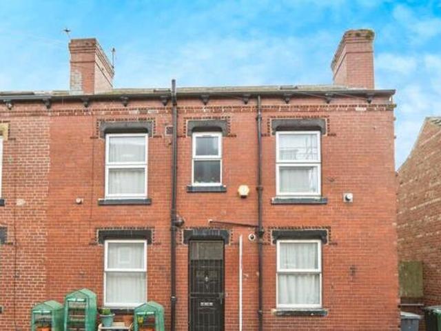 4 Bedroom End Of Terrace House For Sale In Bramley