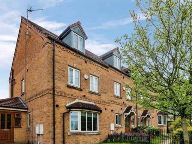 4 Bedroom End Of Terrace House For Sale In Bramley