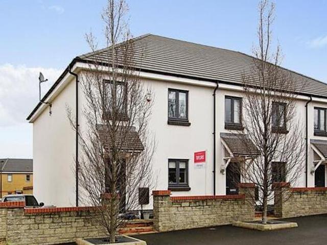 4 Bedroom End Of Terrace House For Sale In Bristol, Gloucestershire