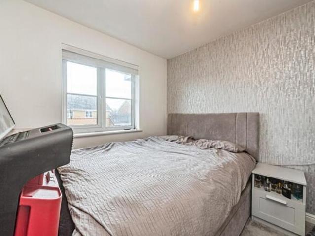 4 bedroom end of terrace house for sale in Broadmere Road, Beggarwood, Basingstoke, Hampshire, RG22