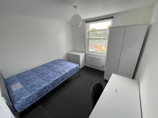 4 bedroom end of terrace house for sale in Brookfields, Cambridge, CB1