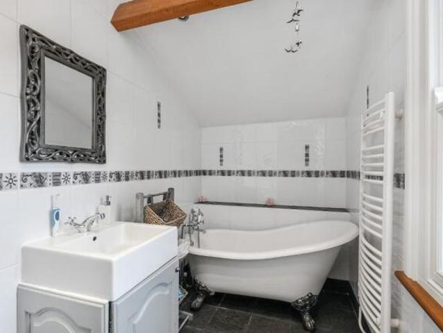 4 bedroom end of terrace house for sale in Bury Street, Newport Pagnell, Milton Keynes, Buckinghamshire, MK16 0DU, MK16