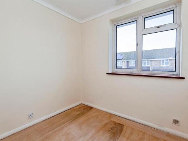 4 bedroom end of terrace house for sale in Goodman Park, SLOUGH, SL2