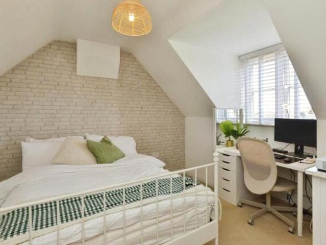 4 bedroom end of terrace house for sale in Garwood Crescent, Grange Farm, Milton Keynes, Buckinghamshire, MK8