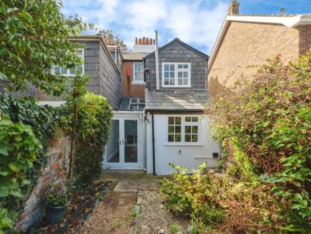4 bedroom end of terrace house for sale in Gloucester View, Southsea, Hampshire, PO5