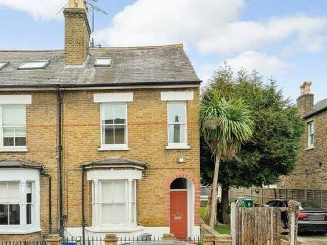 4 bedroom end of terrace house for sale in Grosvenor Road Richmond Surrey TW10