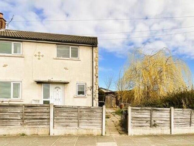 4 Bedroom End Of Terrace House For Sale In Guiseley, Leeds