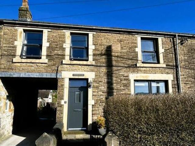 4 Bedroom End Of Terrace House For Sale In Dove Holes