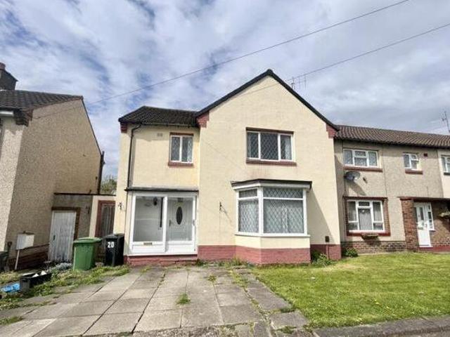 4 Bedroom End Of Terrace House For Sale In Dudley Wood