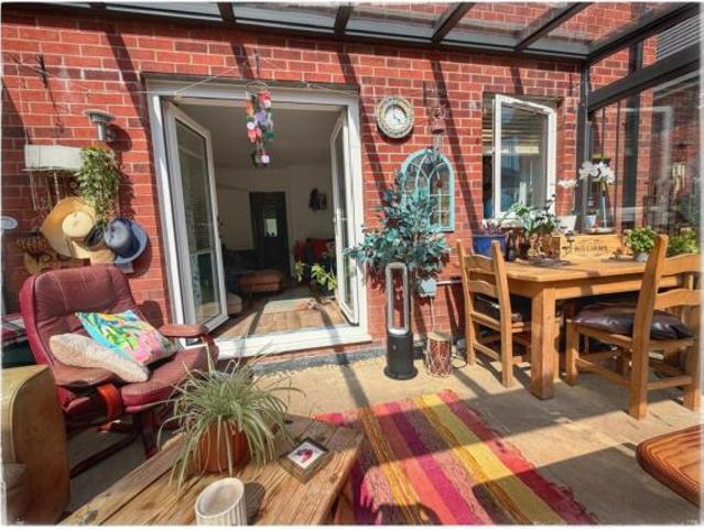 4 bedroom end of terrace house for sale in Ffordd Yr Olchfa, Swansea, SA2 7RE, SA2