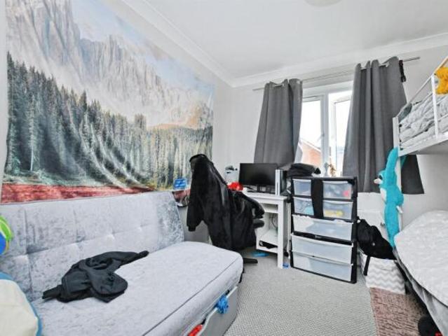 4 bedroom end of terrace house for sale in Frobisher Approach, Plymouth, PL5