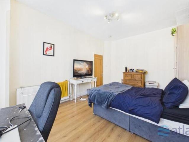 4 bedroom end of terrace house for sale in Kildonan Road, Aigburth, L17