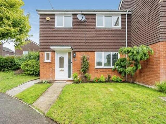 4 Bedroom End Of Terrace House For Sale In Kimpton