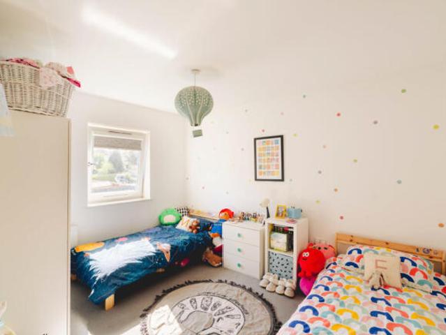 4 bedroom end of terrace house for sale in Honeyberry Road, Fishponds, BS16
