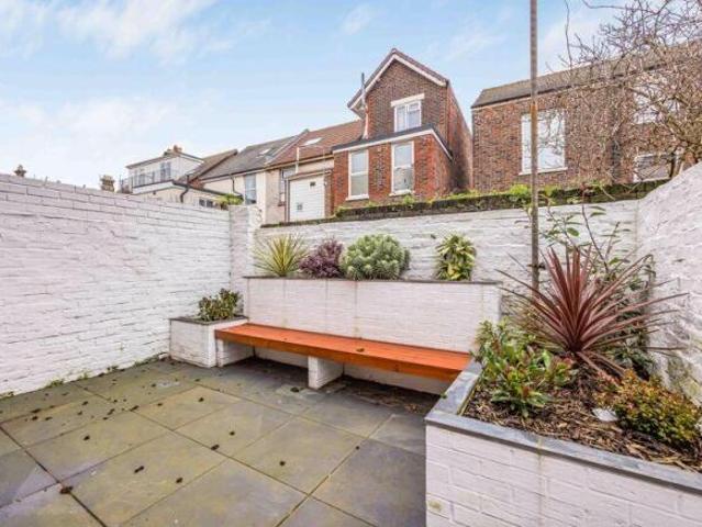 4 bedroom end of terrace house for sale in Havelock Road, Southsea, PO5