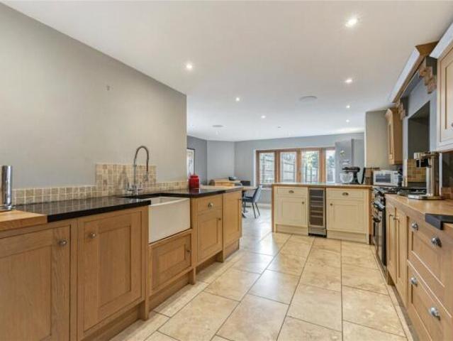 4 bedroom end of terrace house for sale in Haywards Road, Cheltenham, Gloucestershire, GL52