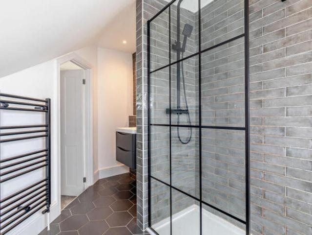 4 bedroom end of terrace house for sale in Harbord Road, Sheffield, S8