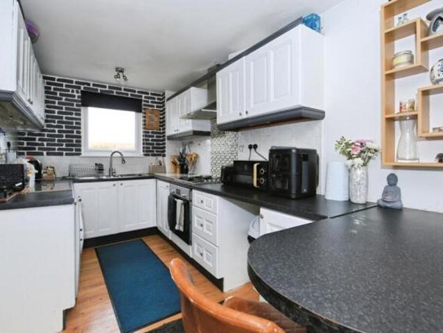 4 bedroom end of terrace house for sale in Hinchcliffe, Orton Goldhay, Peterborough, Cambridgeshire, PE2