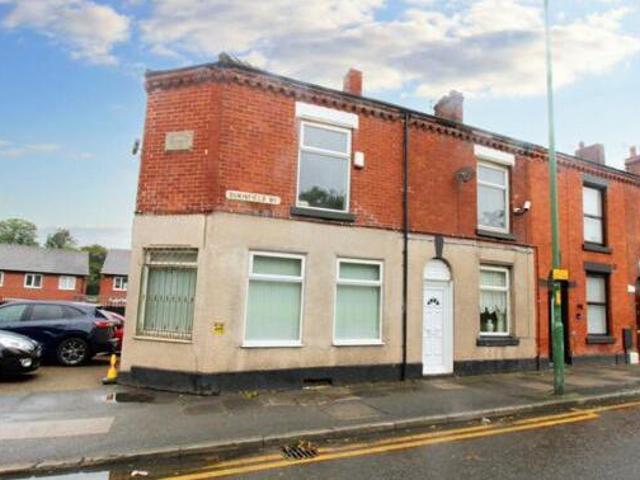 4 Bedroom End Of Terrace House For Sale In Hyde