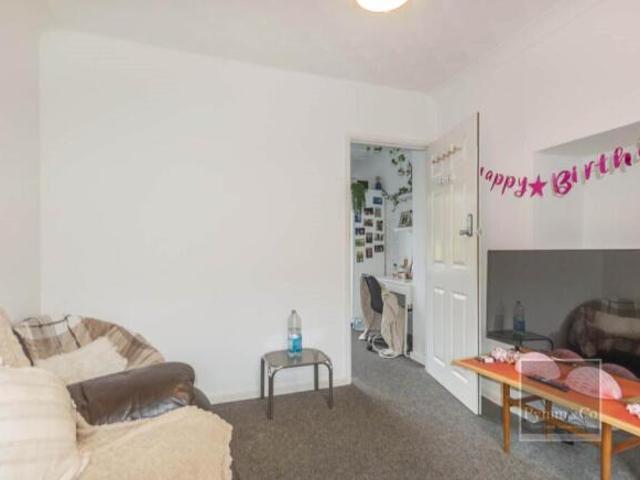 4 bedroom end of terrace house for sale in Lovelace Road, Norwich, NR4
