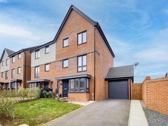 4 Bedroom End Of Terrace House For Sale In Longbridge