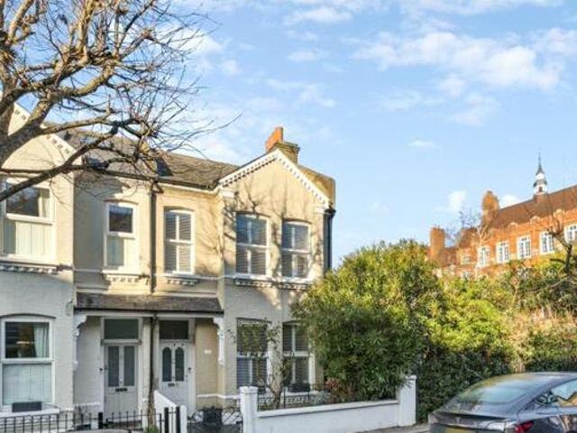 4 Bedroom End Of Terrace House For Sale In London