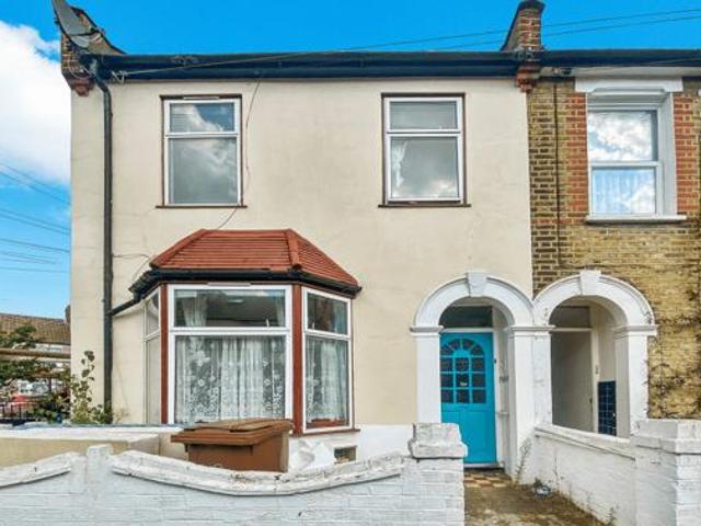 4 Bedroom End Of Terrace House For Sale In London