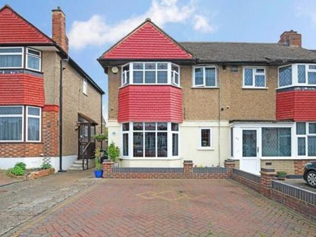 4 Bedroom End Of Terrace House For Sale In London