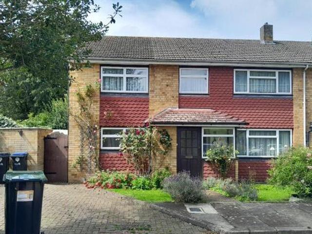 4 Bedroom End Of Terrace House For Sale In London