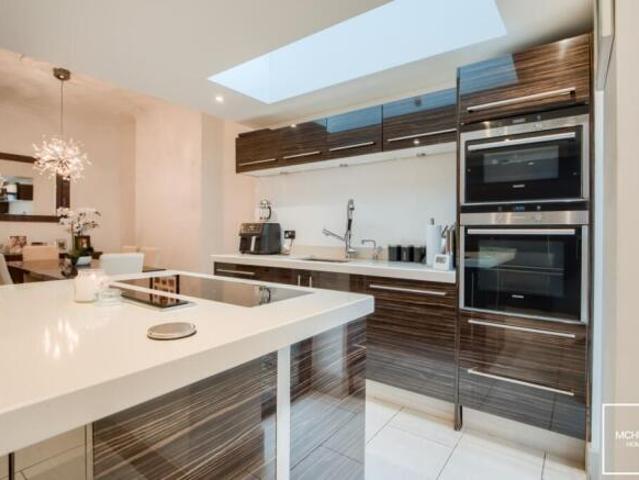 4 bedroom end of terrace house for sale in Lonsdale Road, Harborne B17 9QX, B17