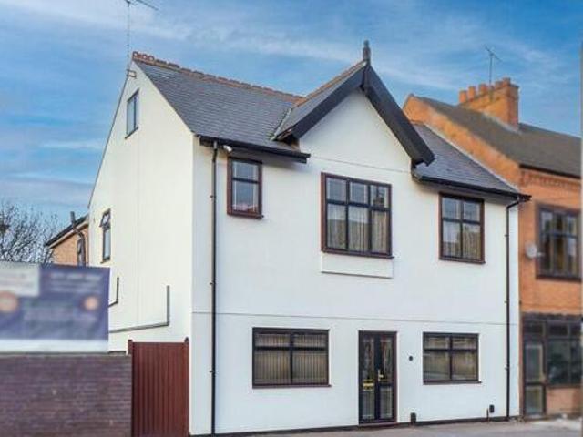 4 Bedroom End Of Terrace House For Sale In Leicester, Leicestershire