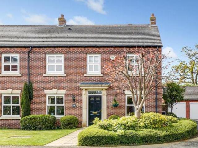 4 Bedroom End Of Terrace House For Sale In Lichfield, Staffordshire