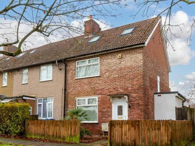 4 Bedroom End Of Terrace House For Sale In Morden
