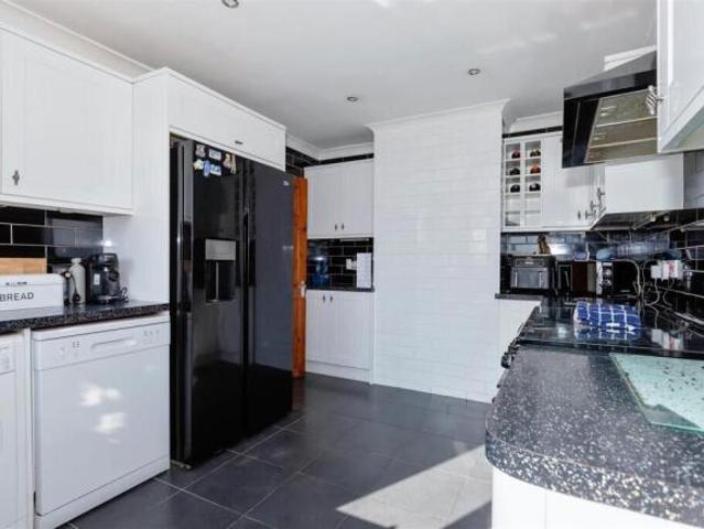 4 bedroom end of terrace house for sale in Maybridge Square, Goring by Sea, Worthing, West Sussex, BN12 6HP, BN12