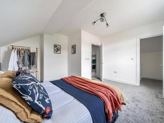 4 bedroom end of terrace house for sale in Milford Street, Southville, Bristol, BS3