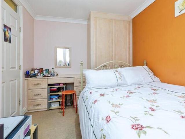 4 bedroom end of terrace house for sale in Millwood Court, New Road, Chatham, ME4