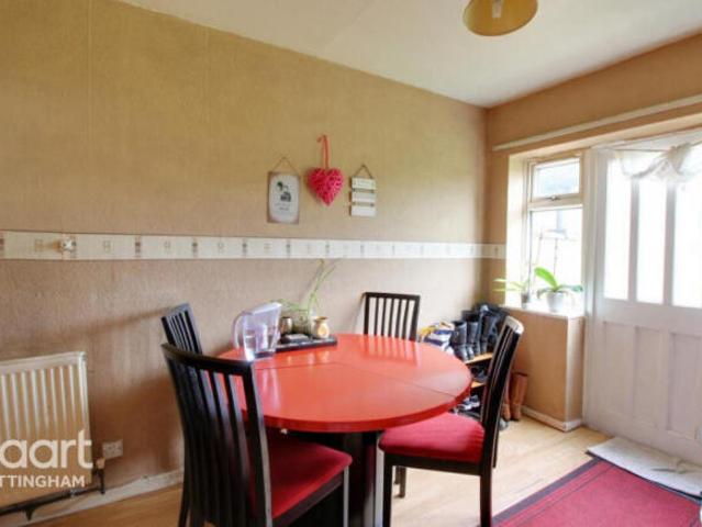 4 bedroom end of terrace house for sale in Northdown Road, Nottingham, NG8