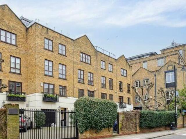 4 Bedroom End Of Terrace House For Sale In Narrow Street, London