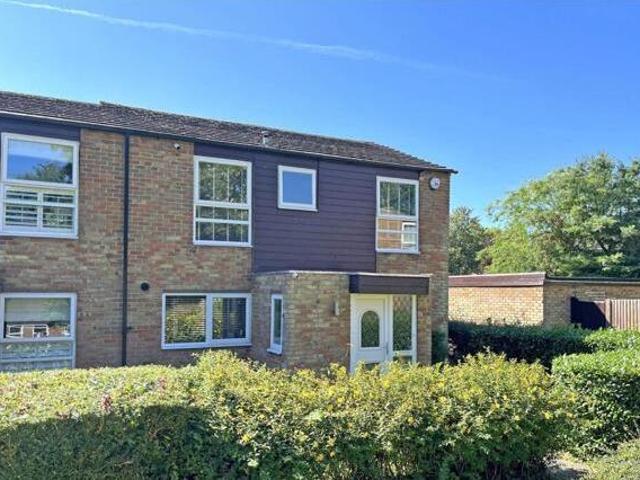 4 Bedroom End Of Terrace House For Sale In New Ash Green, Kent