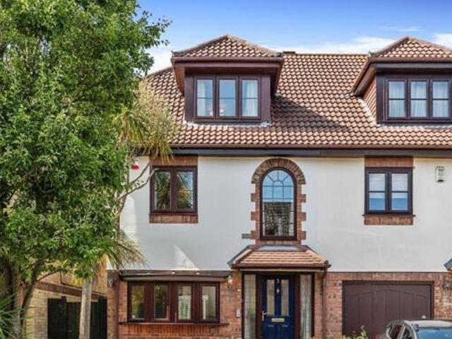 4 Bedroom End Of Terrace House For Sale In Southampton