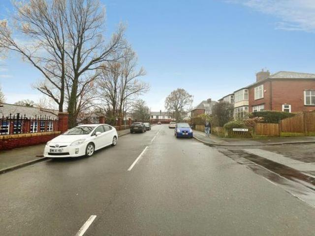 4 bedroom end of terrace house for sale in Somerset Road, Heaton, BL1