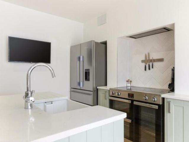4 bedroom end of terrace house for sale in Sadleir Road, St. Albans, Hertfordshire, AL1