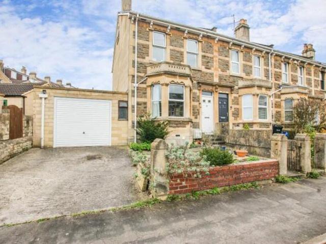 4 bedroom end of terrace house for sale in Second Avenue, Oldfield Park, Bath, BA2