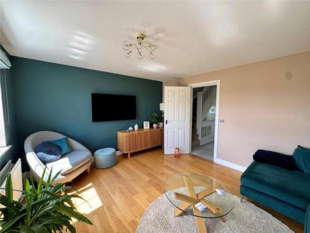 4 bedroom end of terrace house for sale in Sharp House Place, Leeds, West Yorkshire, LS10