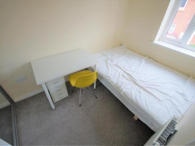 4 bedroom end of terrace house for sale in Signals Drive, Coventry, CV3