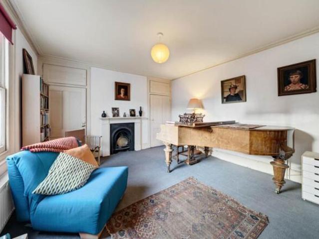 4 bedroom end of terrace house for sale in Spenser Road, Herne Hill, SE24