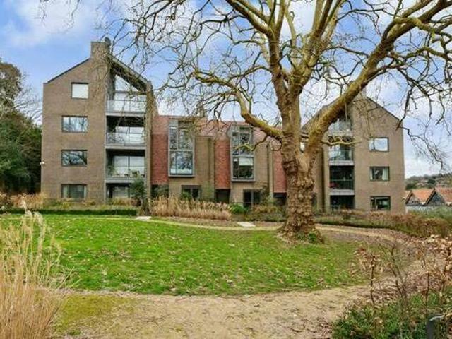 4 bedroom end of terrace house for sale in Styles Field Lewes East Sussex BN7